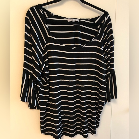 Fringe Benefits | Tops | Super Cute Fringe Benefits Top 2x | Poshmark